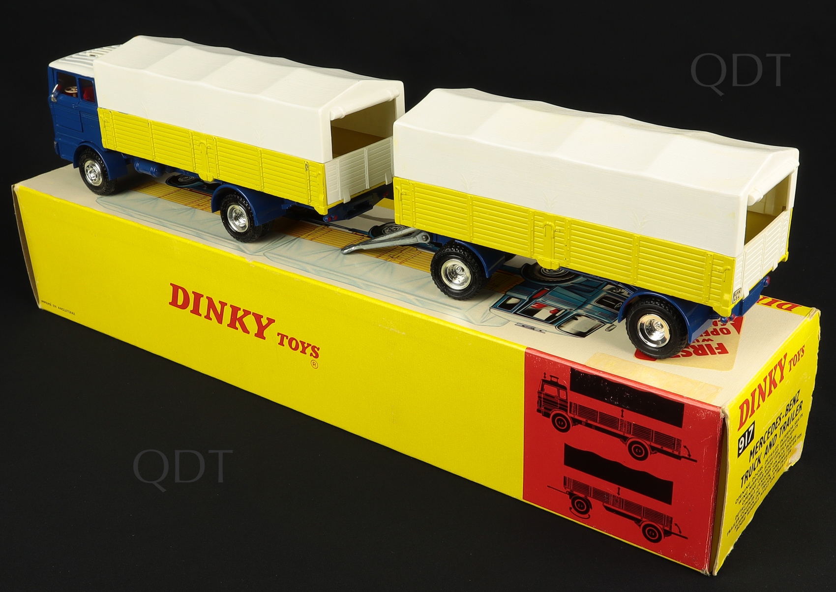 Dinky Toys 917 Mercedes Truck & Trailer - QDT
