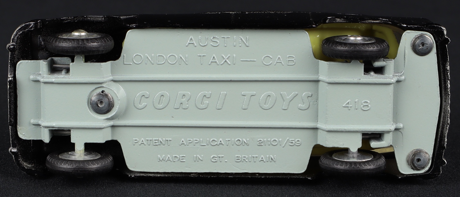 Corgi Toys 418 Austin Taxi - QDT