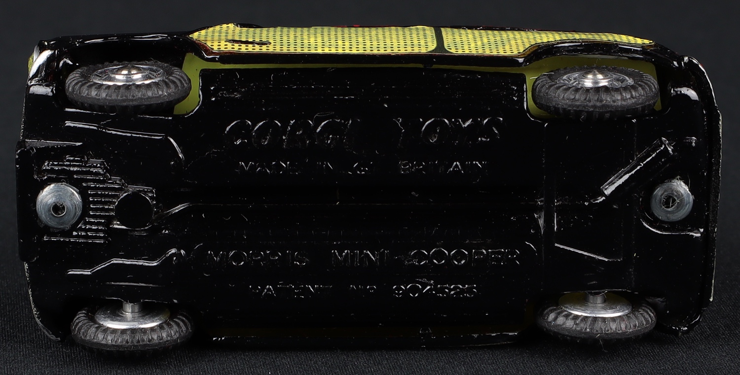 Corgi Toys 249 Wickerwork Mini - QDT