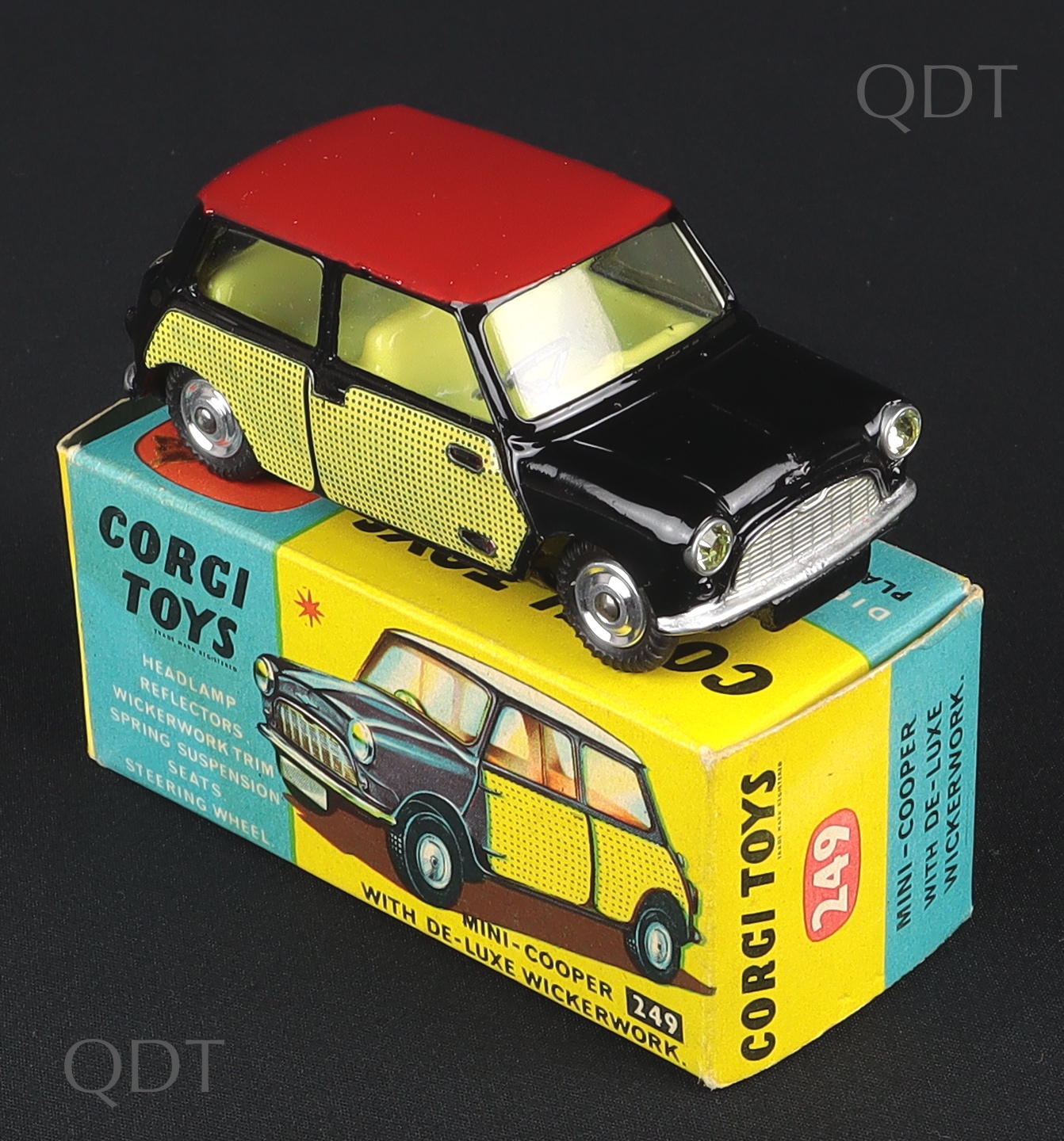 Corgi Toys 249 Wickerwork Mini - QDT