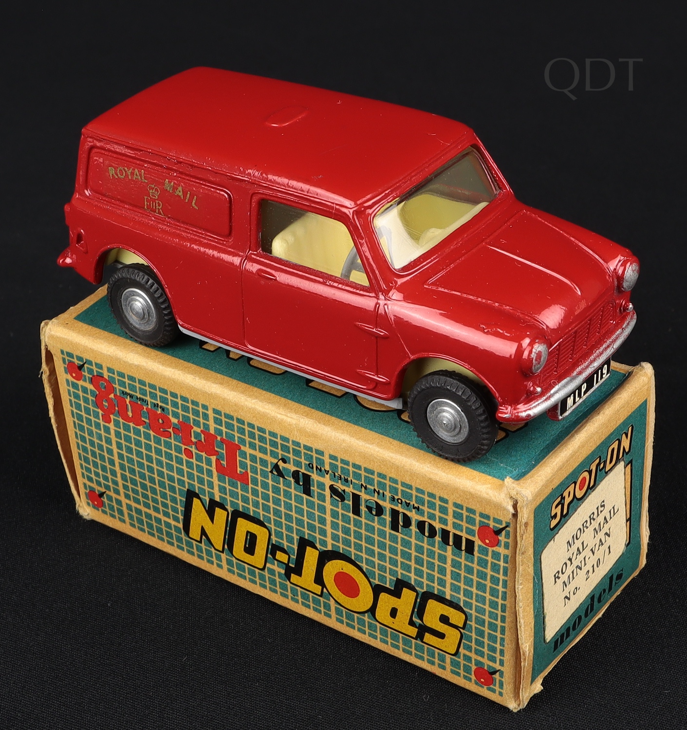 Spot-on Models 210/1 Royal Mail Van - QDT