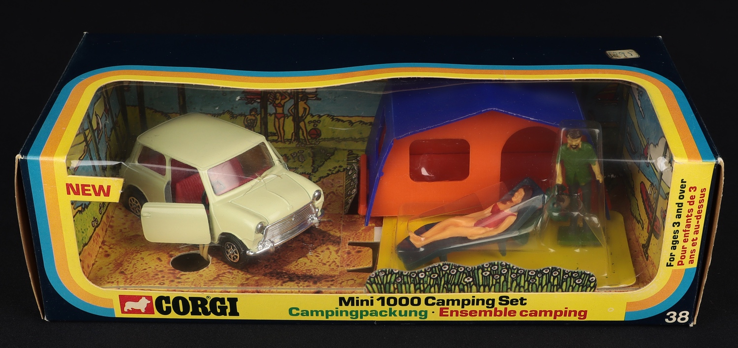 Corgi Toys Gift Set 38 Mini 1000 Camping Set - QDT
