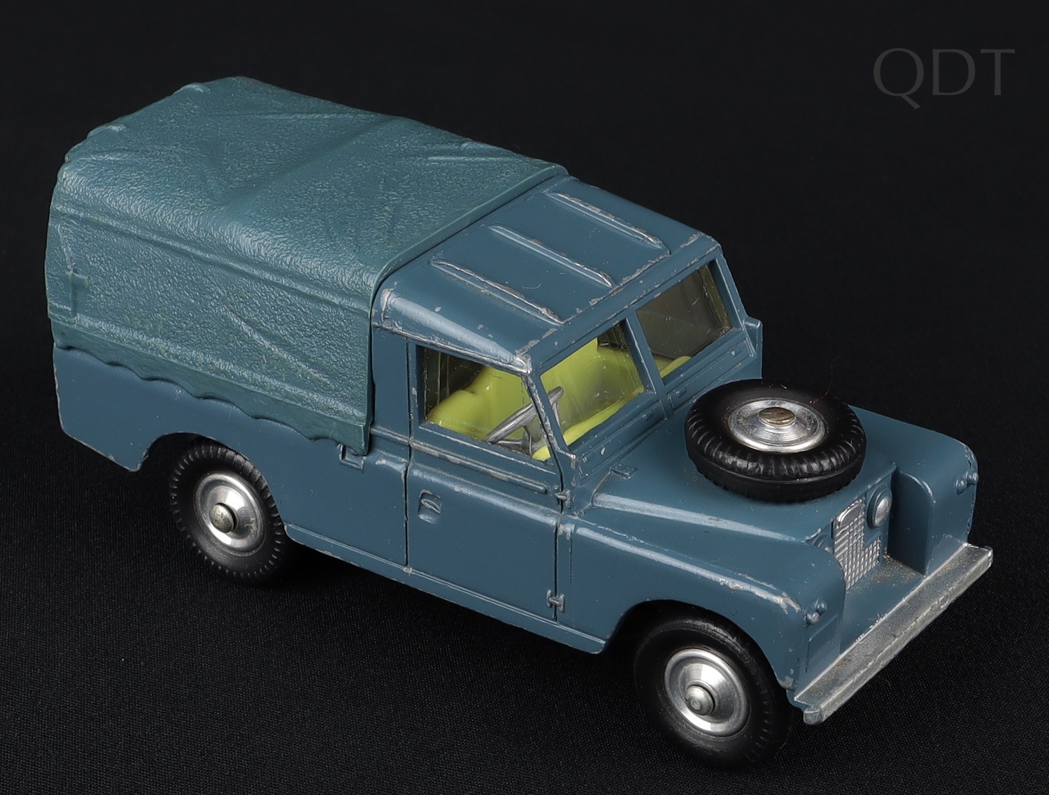 Corgi Toys 351 RAF Land Rover - QDT