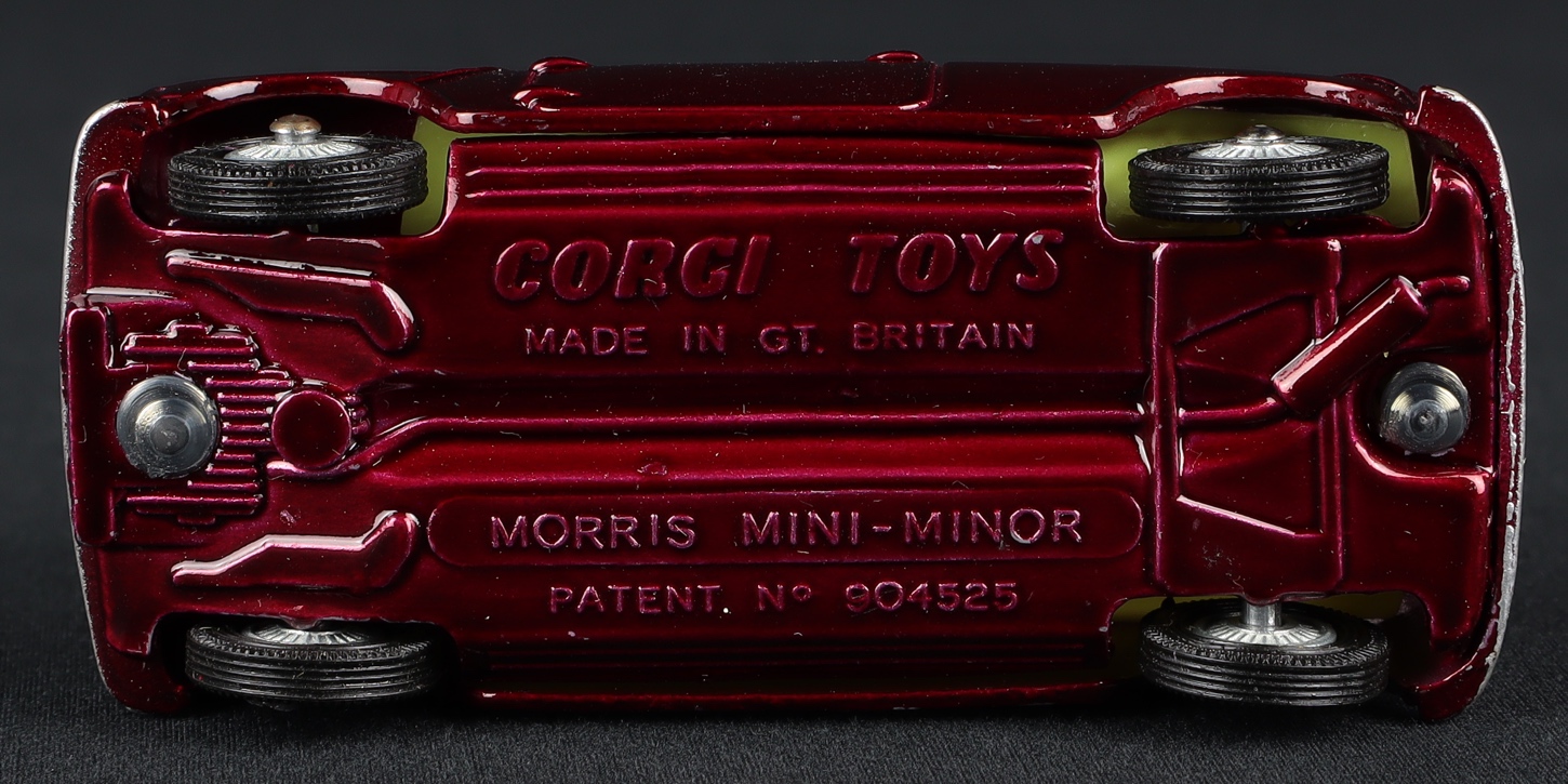 Corgi Toys 226 Morris MIni Minor - QDT
