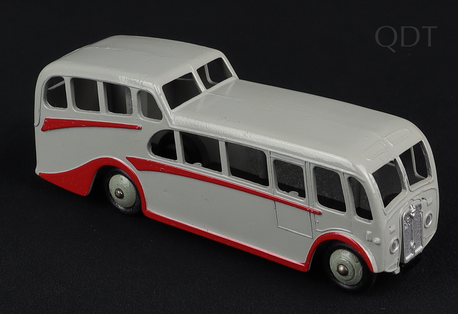 Dinky Toys 29F 280 Observation Coach - QDT