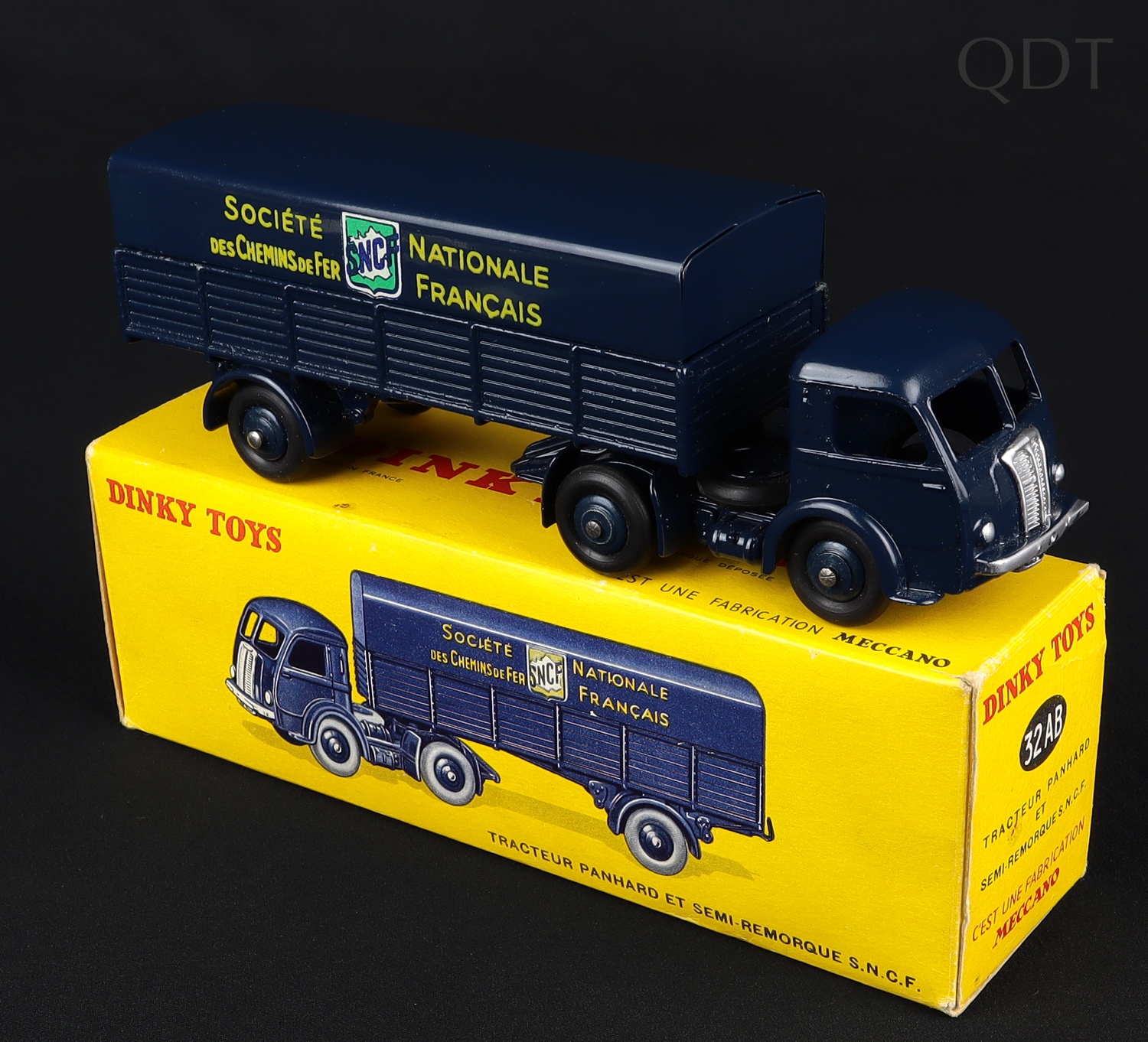 French Dinky Toys 32AB SNCF Panhard Articulated Lorry - QDT
