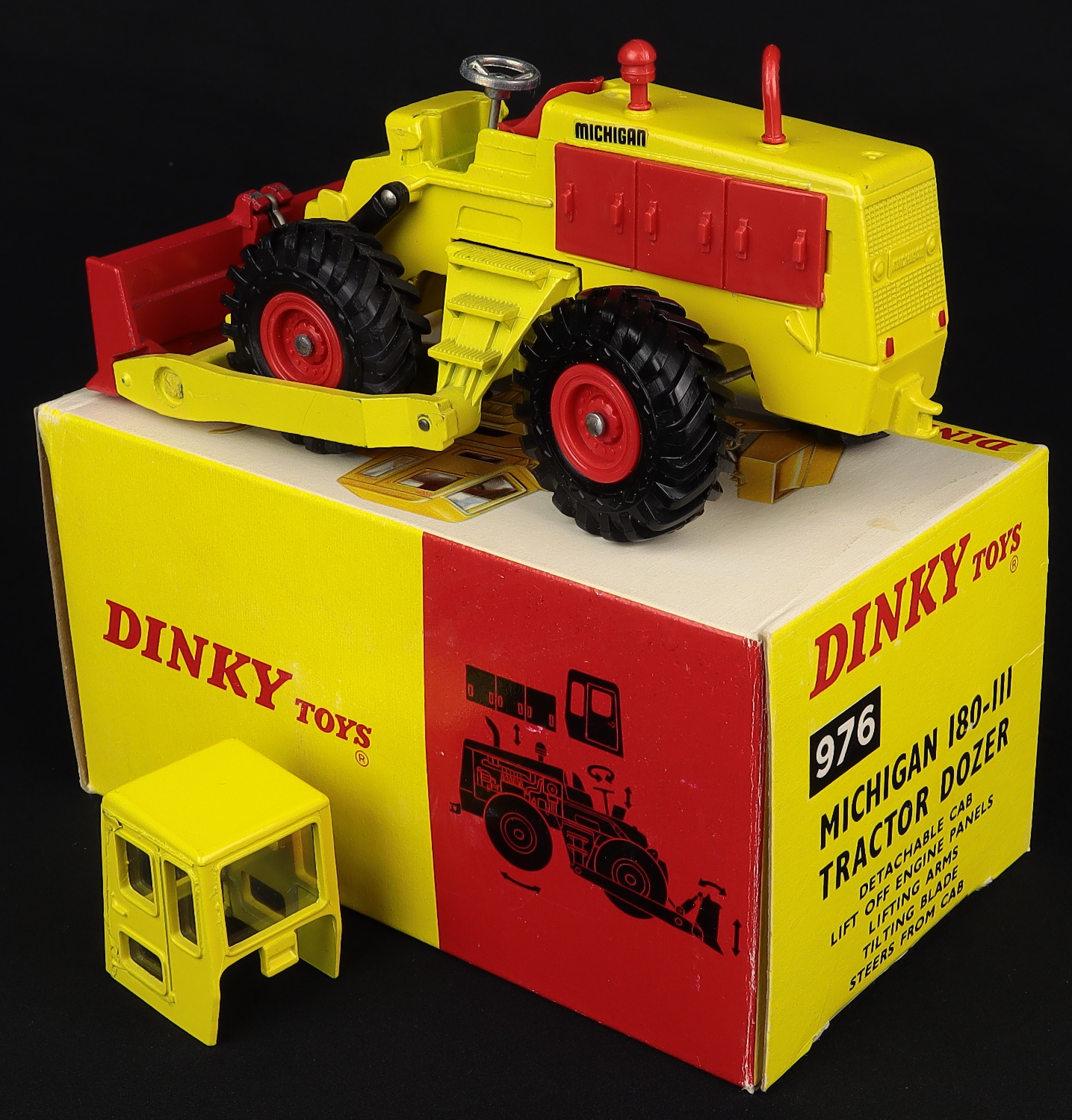 Dinky Toys 976 Michigan 180-III Tractor Dozer - QDT